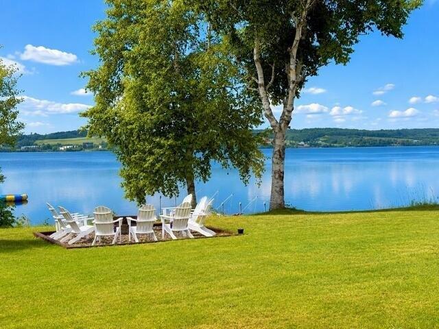 4 bedroom, Madawaska ME 04773 105112924