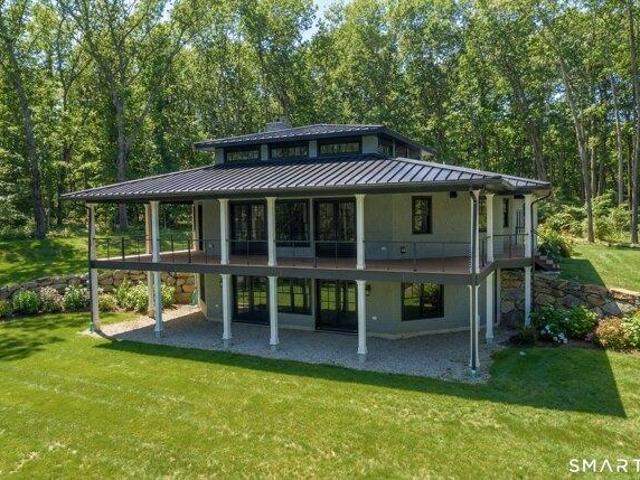 4 bedroom, Madison CT 06443 102344827