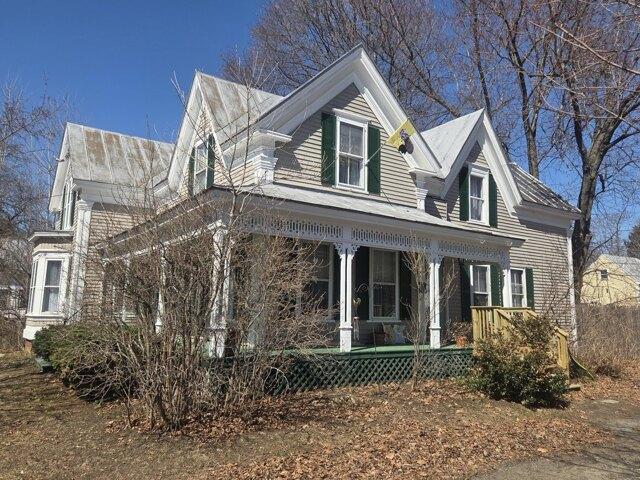 4 bedroom, Madison ME 04950 102216979