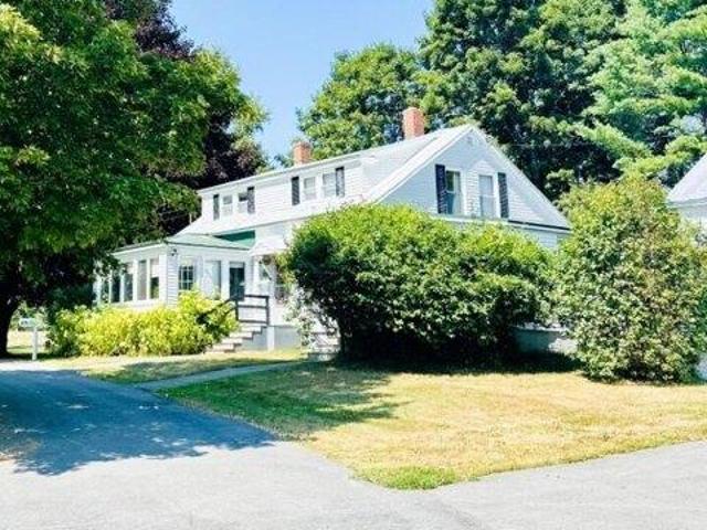 4 bedroom, Madison ME 04950 LS101604289