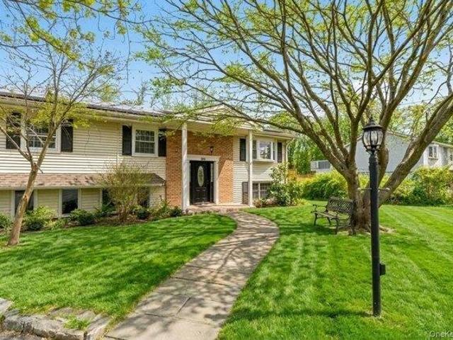 4 bedroom, Mahopac NY 10541 LS102565720