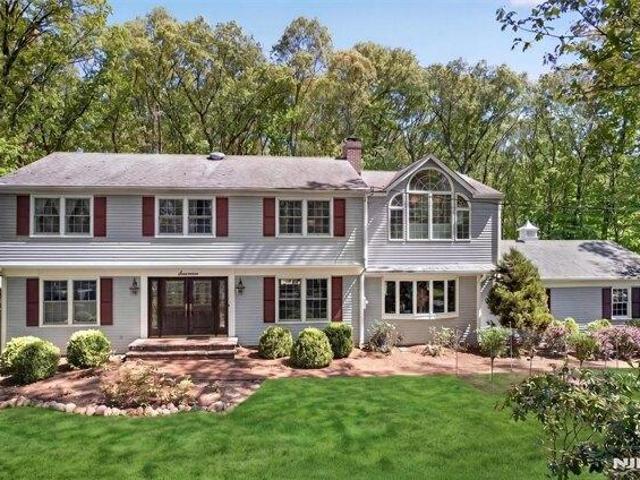 4 bedroom, Mahwah NJ 07430 102282161