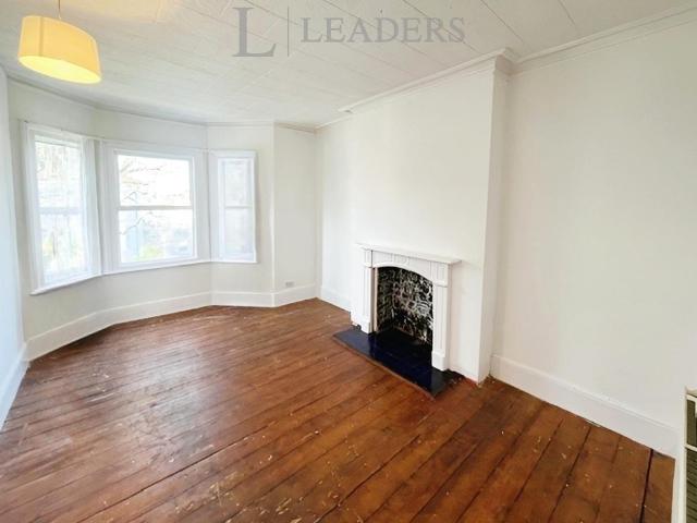 4 bedroom maisonette to rent Sackville Road, Hove, BN3