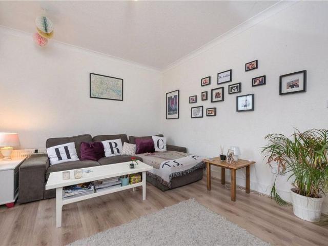 4 bedroom maisonette to rent