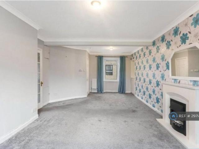 4 bedroom maisonette to rent