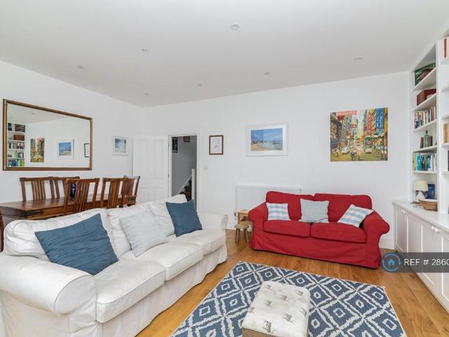 4 bedroom maisonette to rent