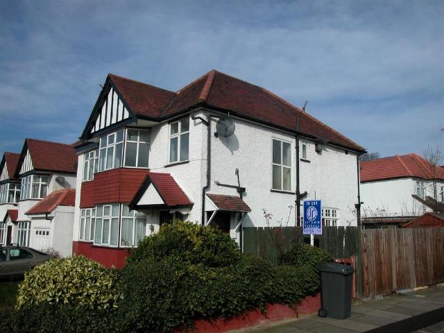 4 bedroom maisonette to rent