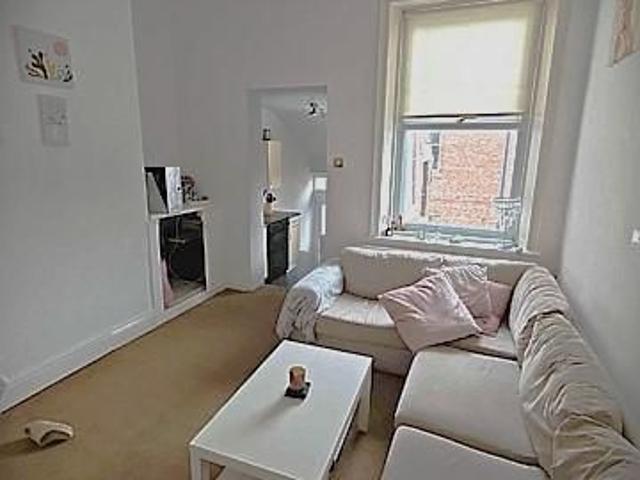 4 bedroom maisonette to rent