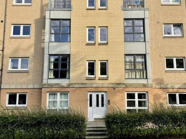 4 bedroom maisonette to rent