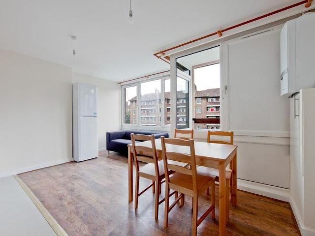 4 bedroom maisonette to rent