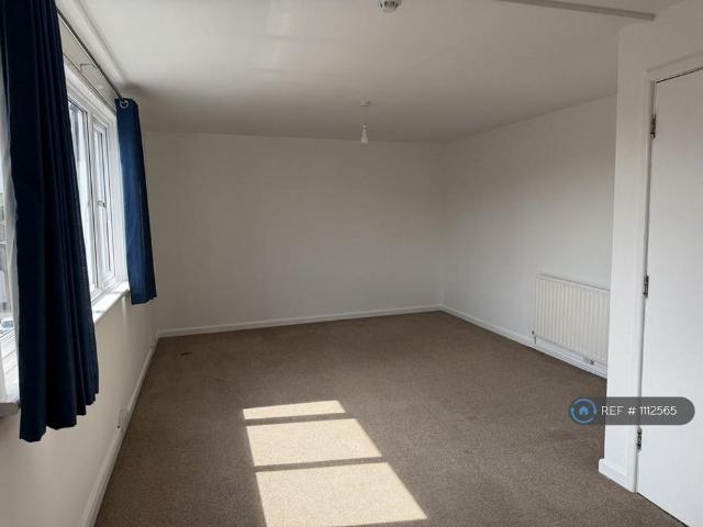 4 bedroom maisonette to rent