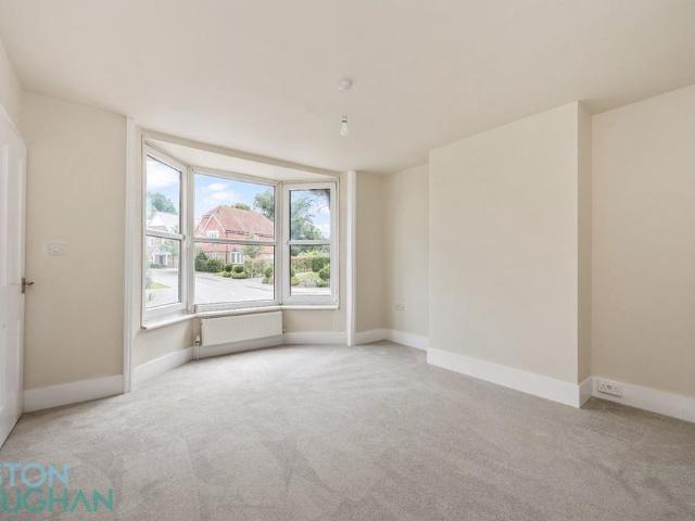 4 bedroom maisonette to rent