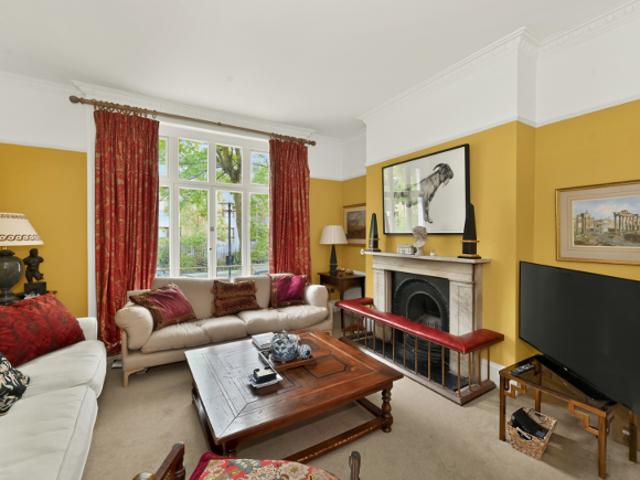 4 bedroom maisonette to rent
