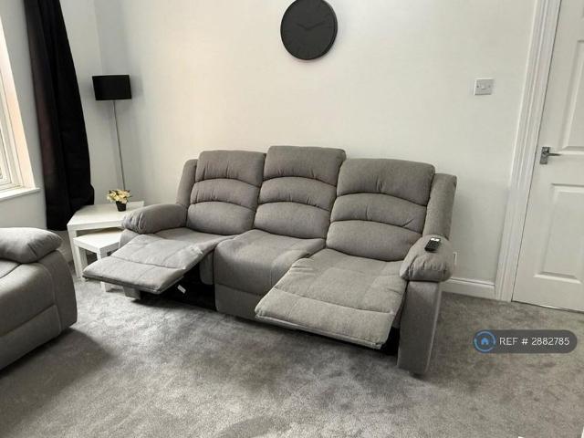 4 bedroom maisonette to rent