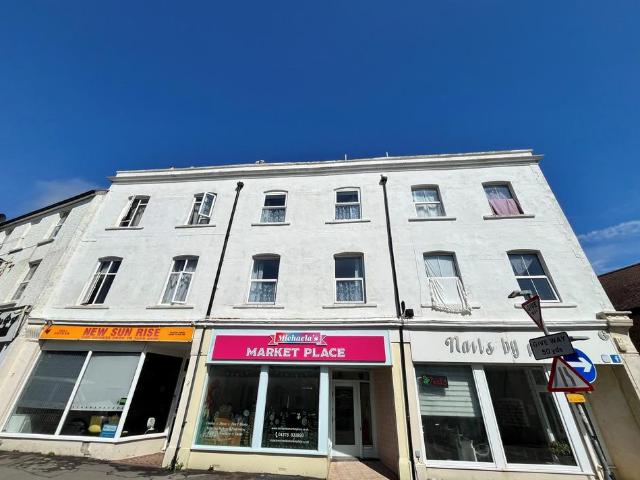 4 bedroom maisonette to rent
