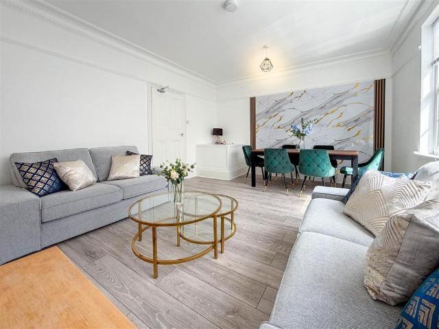 4 bedroom maisonette to rent