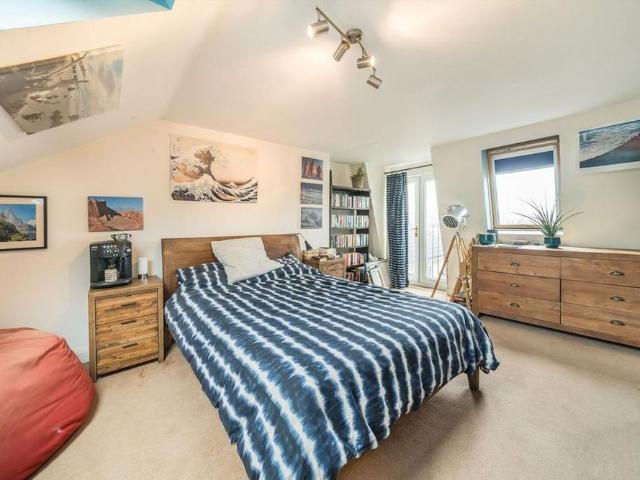 4 bedroom maisonette to rent