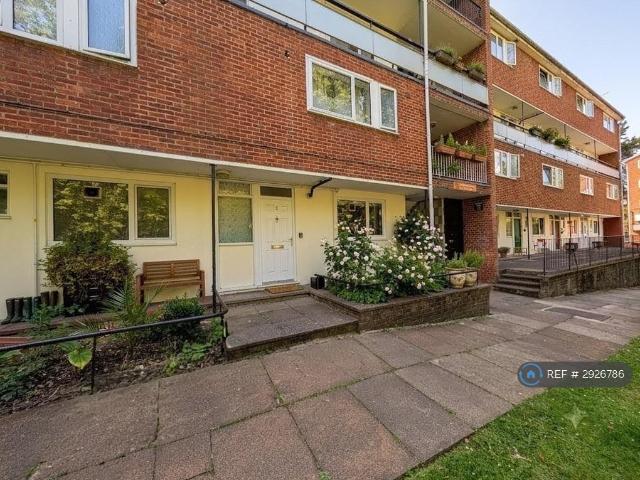 4 bedroom maisonette to rent