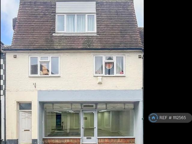 4 bedroom maisonette to rent