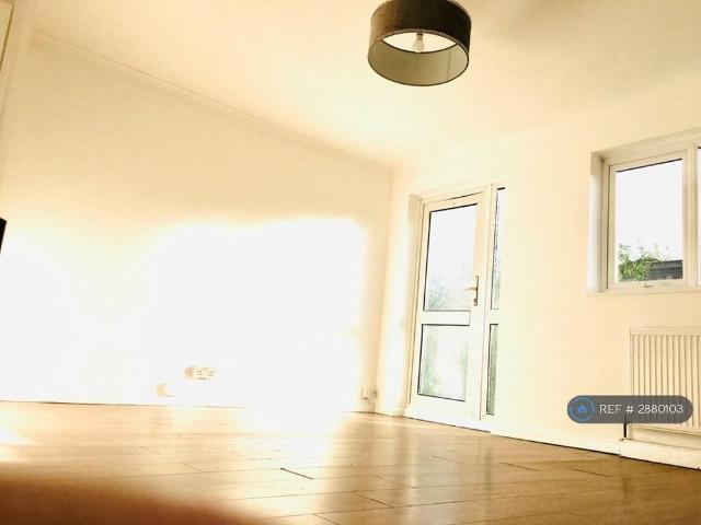 5 bedroom maisonette to rent