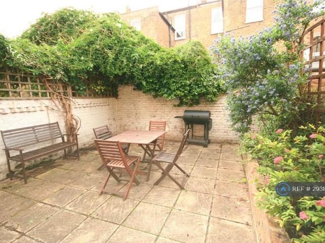 4 bedroom maisonette to rent