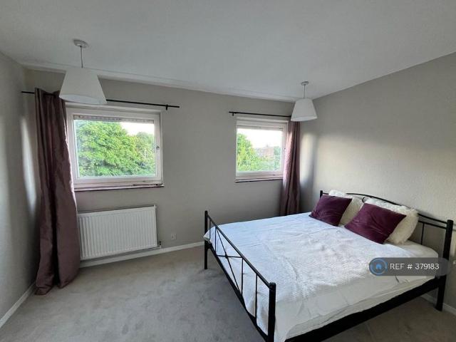 4 bedroom maisonette to rent