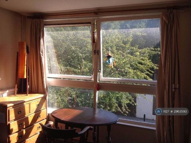 4 bedroom maisonette to rent