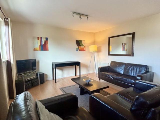 4 bedroom maisonette to rent