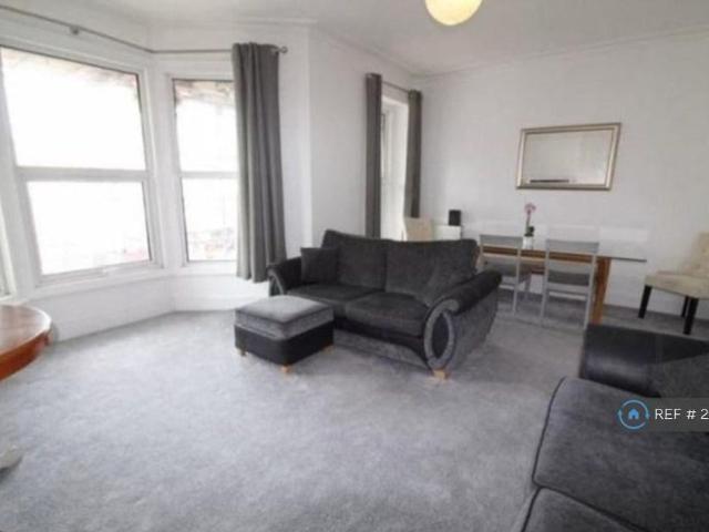 4 bedroom maisonette to rent