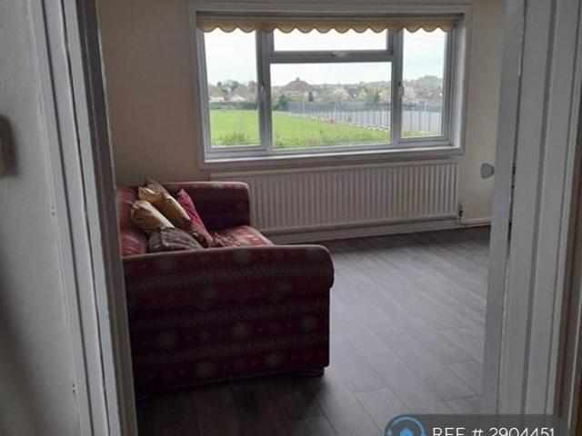 4 bedroom maisonette to rent