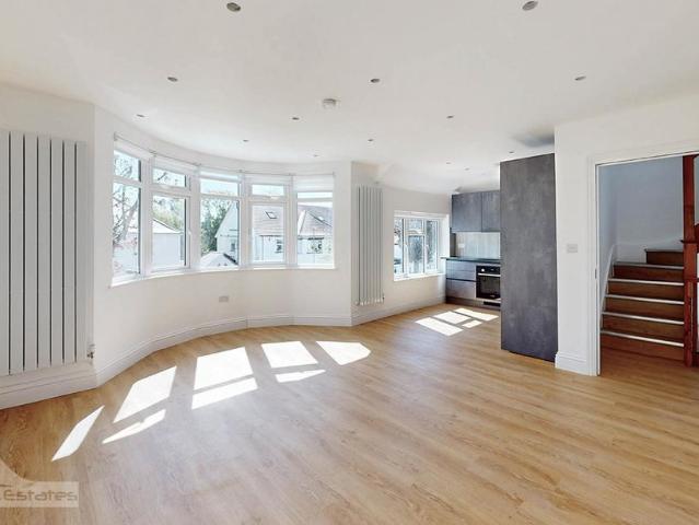 4 bedroom maisonette to rent