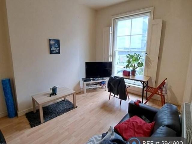 4 bedroom maisonette to rent