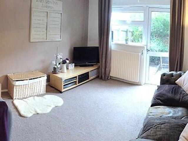 4 bedroom maisonette to rent