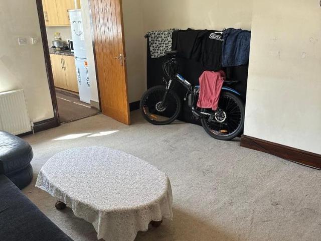 4 bedroom maisonette to rent