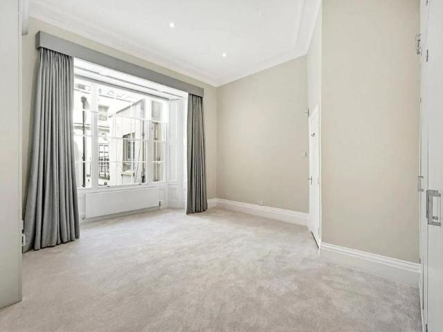 4 bedroom maisonette to rent
