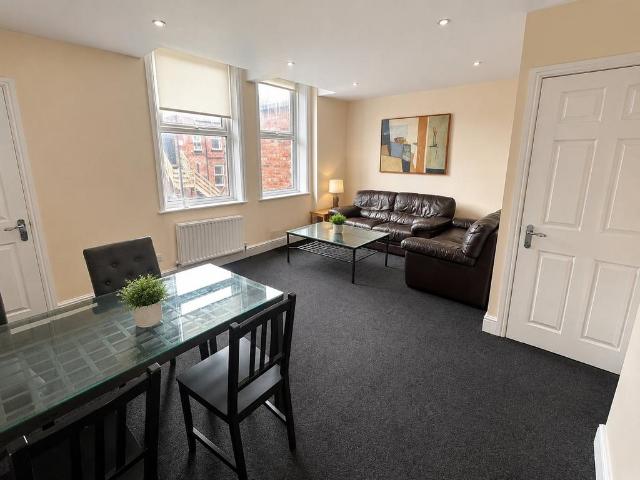 4 bedroom maisonette to rent
