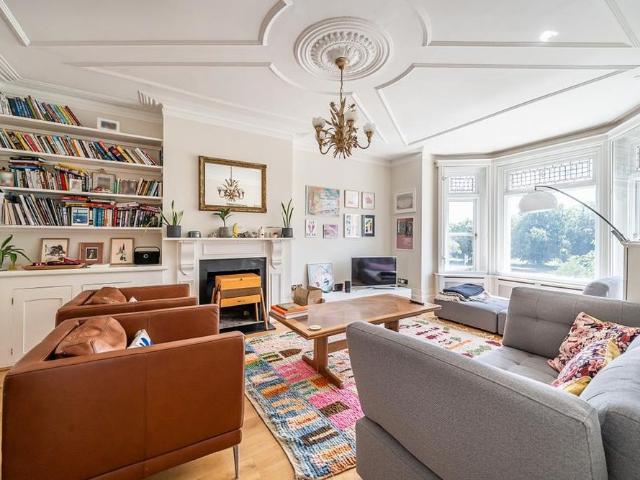 4 bedroom maisonette to rent