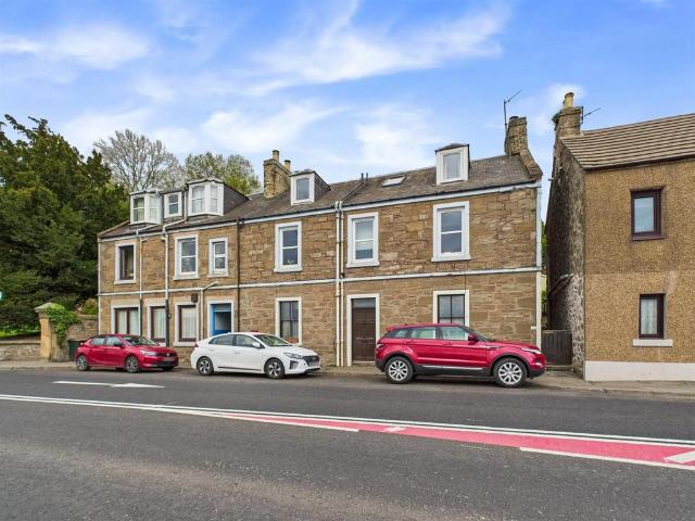 4 bedroom maisonette for sale