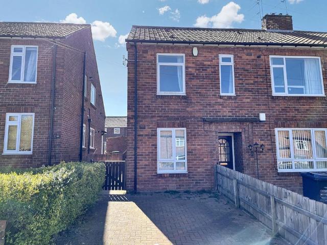 4 bedroom maisonette for sale