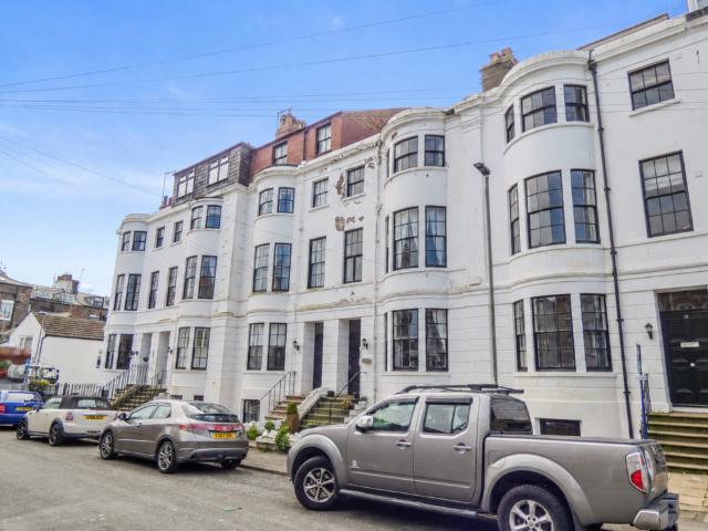 4 bedroom maisonette for sale