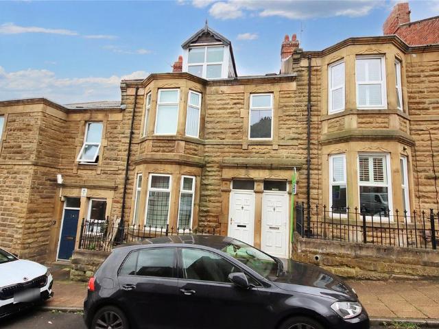 4 bedroom maisonette for sale