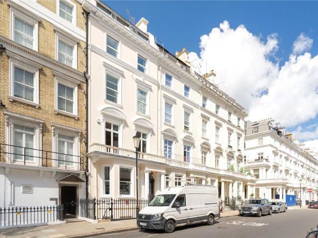 4 bedroom maisonette for sale