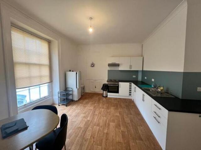 4 bedroom maisonette for sale in 25 Bennett Street, Devonport, Plymouth, Devon PL1 4FG, PL1