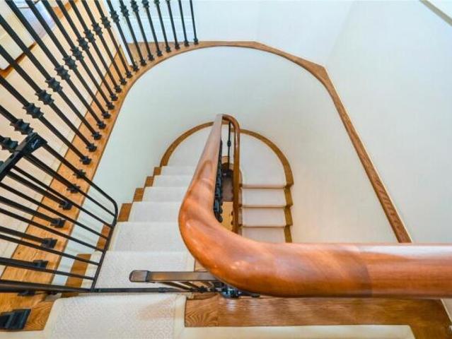 4 bedroom maisonette for sale in Belsize Park Gardens, Belsize Park, London, NW3