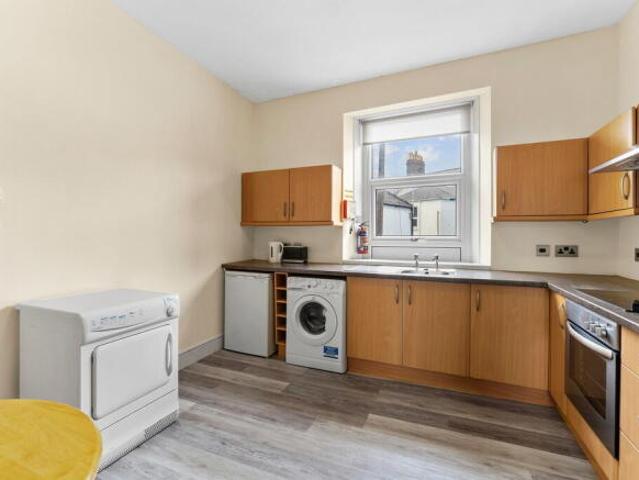 4 bedroom maisonette for sale in Clifton Place, Greenbank. 4 bed investment property. PL4