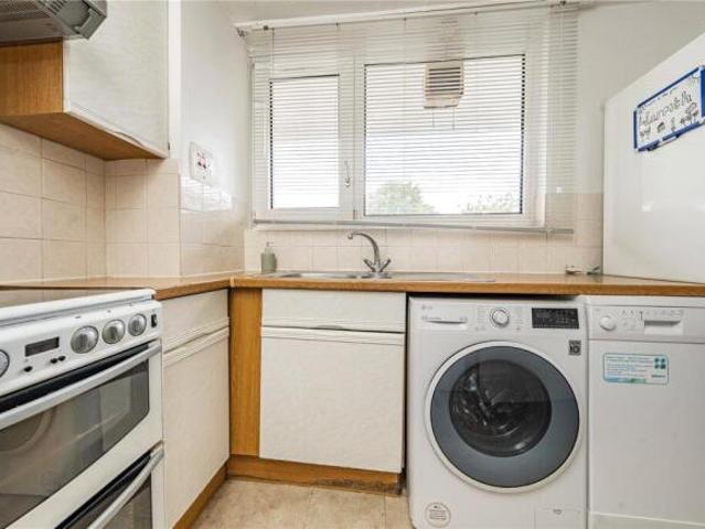 4 bedroom maisonette for sale in Eastleigh Walk, Roehampton, SW15