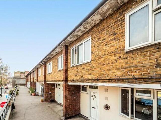 4 Bedroom Maisonette For Sale In Limehouse, London