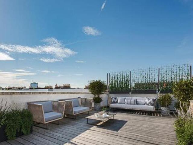 4 Bedroom Maisonette For Sale In London