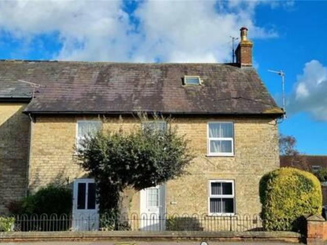 4 bedroom maisonette for sale in Peacemarsh Gillingham SP8