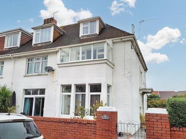 4 Bedroom Maisonette For Sale In Porthcawl